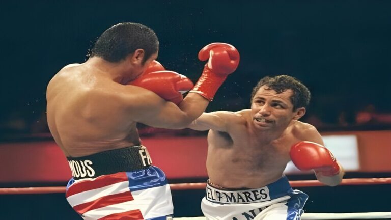 Top 10 super featherweight boxers of all time Who Dominated
